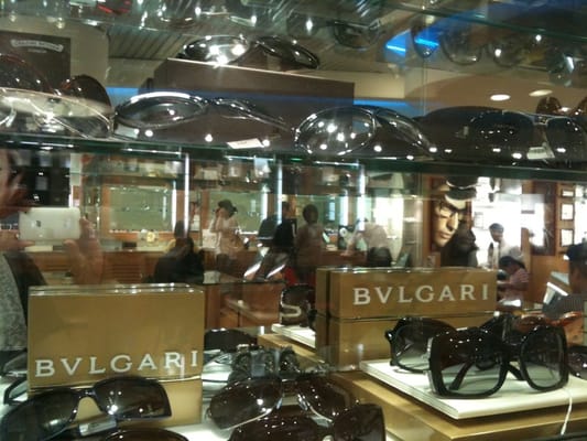 ITALEE OPTOMETRIC CENTER - Updated December 2025 - 47 Reviews - 928 S ...