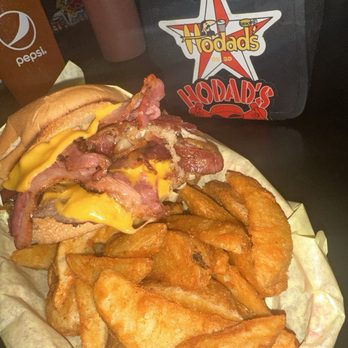 HODAD’S - Updated August 2024 - 3581 Photos & 3006 Reviews - 945 ...