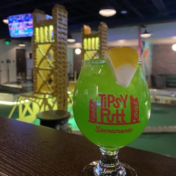 TIPSY PUTT - Updated July 2024 - 733 Photos & 597 Reviews - 630 K St ...