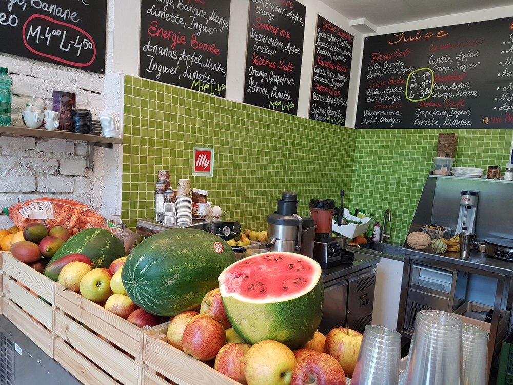 FRESH BAR - Updated May 2025 - 10 Photos - Burgring 3, Wien, Austria ...