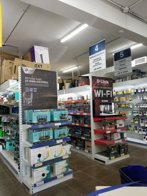 CANADA COMPUTERS - Updated March 2025 - 16 Photos & 148 Reviews - 284 ...