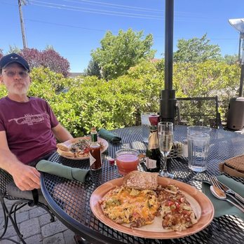 THE STONE HOUSE CAFE - Updated September 2024 - 1343 Photos & 1360 ...