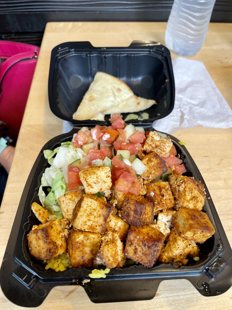 THE CHICKEN & RICE GUYS - DOWNTOWN - Updated August 2025 - 81 Photos ...