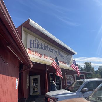THE HUCKLEBERRY PATCH - Updated July 2024 - 182 Photos & 210 Reviews ...