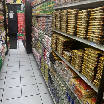 LA BODEGA MARKET - Updated December 2025 - 73 Photos & 52 Reviews ...