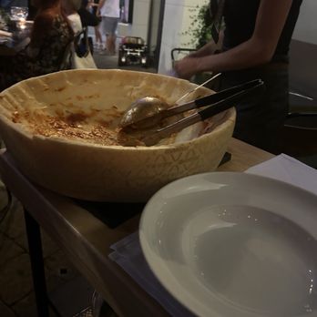 ROMAN WOLVES - Updated December 2025 - 1264 Photos & 666 Reviews - 1980 ...