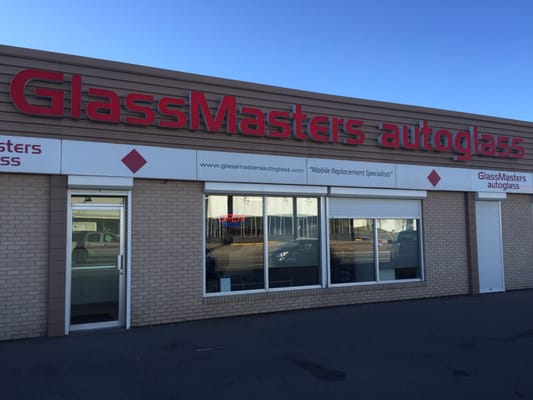 GLASSMASTERS AUTOGLASS - Updated December 2025 - 12 Photos & 30 Reviews ...