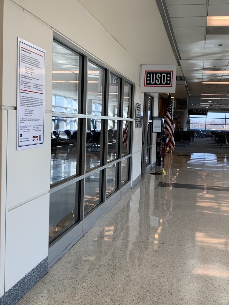 USO OF MIDWAY AIRPORT - Updated December 2025 - 25 Photos & 20 Reviews ...