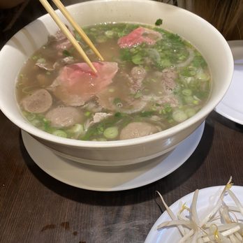 PHO CHE - Updated January 2025 - 936 Photos & 551 Reviews - 193-16 ...