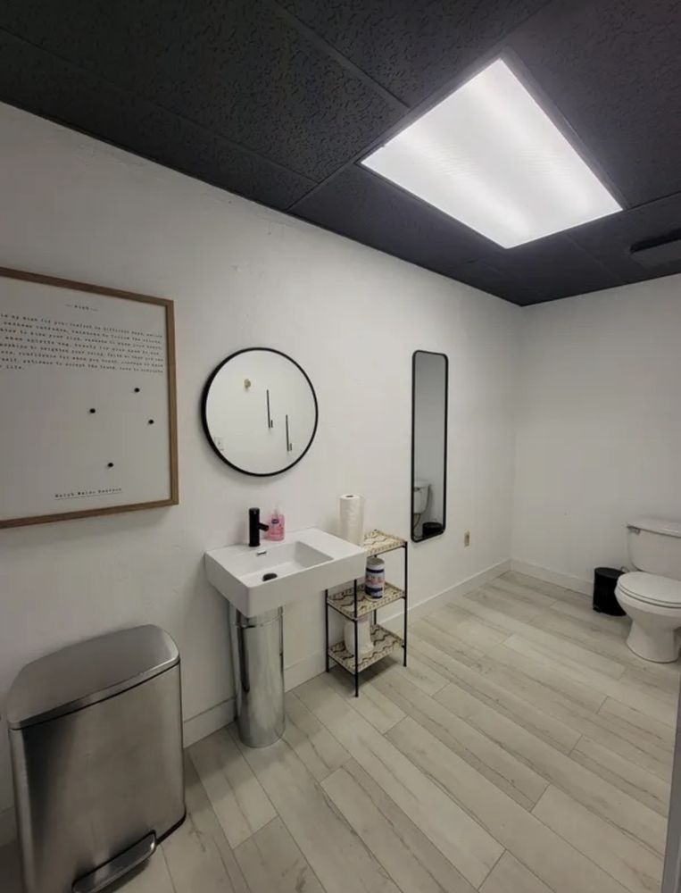 THE RUBY GALLERY & EVENTS - Updated October 2025 - 12 Photos - 1384 ...