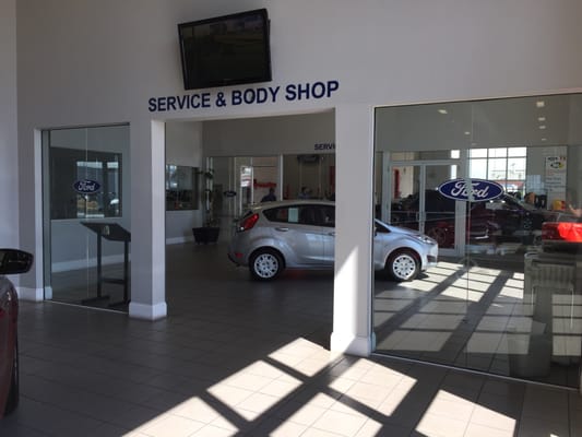 TED RUSSELL FORD - PARKSIDE - Updated April 2025 - 35 Photos & 53 ...