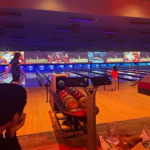 BOWLERO WEBSTER - 42 Photos & 34 Reviews - Bowling - 318 Bay Area Blvd ...