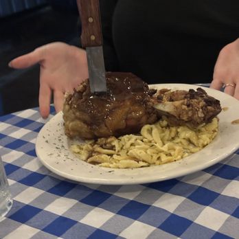 CHECKERS OLD MUNCHEN - Updated October 2025 - 814 Photos & 595 Reviews ...