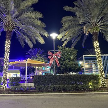 DANIA POINTE - Updated December 2025 - 225 Photos & 60 Reviews - 139 S ...