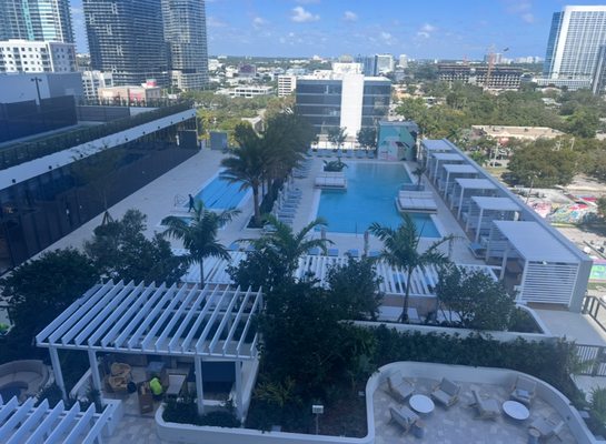 FORMA - Updated October 2025 - 51 Photos - 2900 Biscayne Blvd, Miami ...