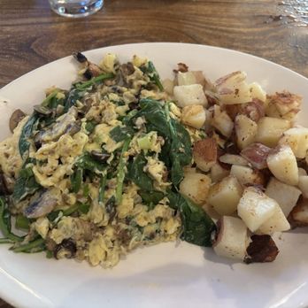 BROOKFIELDS RESTAURANT RANCHO CORDOVA - Updated August 2025 - 1401 ...