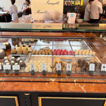 MARVELOUS BY FRED - Updated 2024 - 182 Photos & 74 Reviews - 224 Queen ...