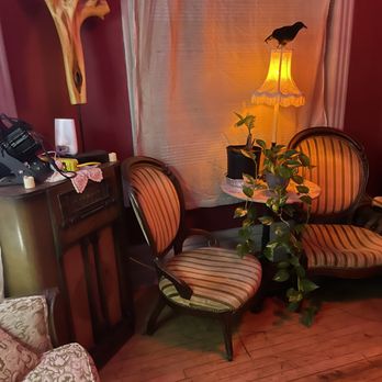 SHAKERS CIGAR BAR - Updated June 2025 - 242 Photos & 259 Reviews - 422 ...