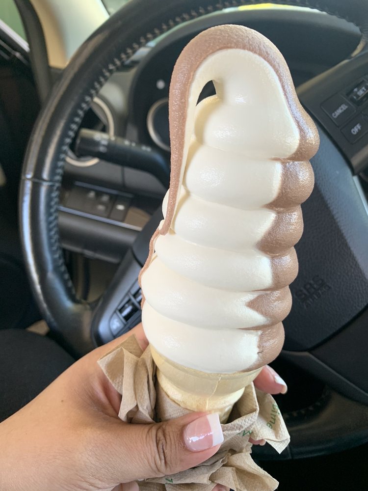 SCOTTIE’S DRIVE IN - 61 Photos & 118 Reviews - 1702 Pacific Ave, Forest ...