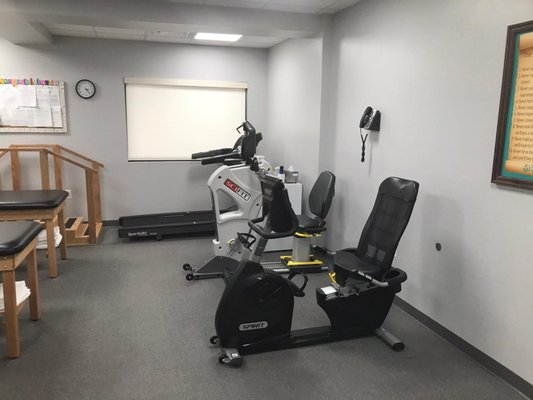 PHYSICAL THERAPY & SPORTS MEDICINE CENTER - Updated December 2025 - 18 ...