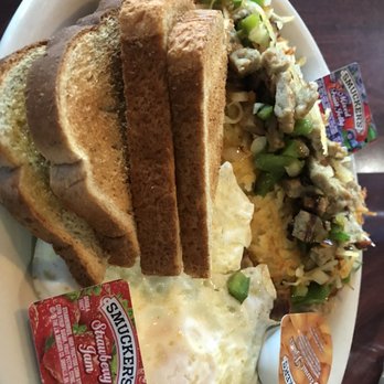 CHARLIE’S EATERY AND PUB - Updated October 2025 - 77 Photos & 28 ...