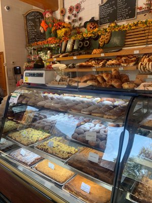 SYRENA BAKERY - 36 Photos & 115 Reviews - 207 Norman Ave, Brooklyn, New ...