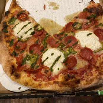 RAD PIES - Updated June 2024 - 72 Photos & 95 Reviews - 10210 Governor ...