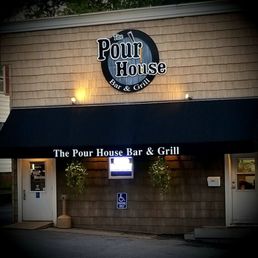 THE POUR HOUSE BAR AND GRILL - Updated May 2026 - 97 Photos & 24 ...