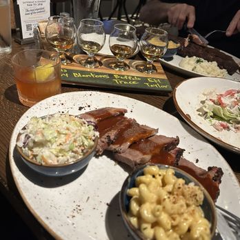 GUS’S BARBECUE - Updated October 2024 - 1638 Photos & 1253 Reviews ...
