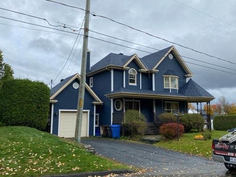 LES TOITURES FRANÇOIS BOURGEOIS - Updated December 2024 - Scotstown ...