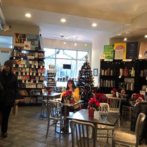 THE BOOK CELLAR - 64 Photos & 291 Reviews - Bookstores - 4736-38 N ...