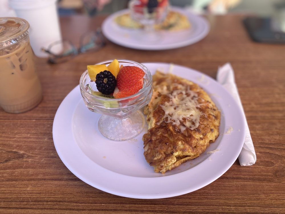 Le Frenchie Cafe, Los Angeles | Roadtrippers