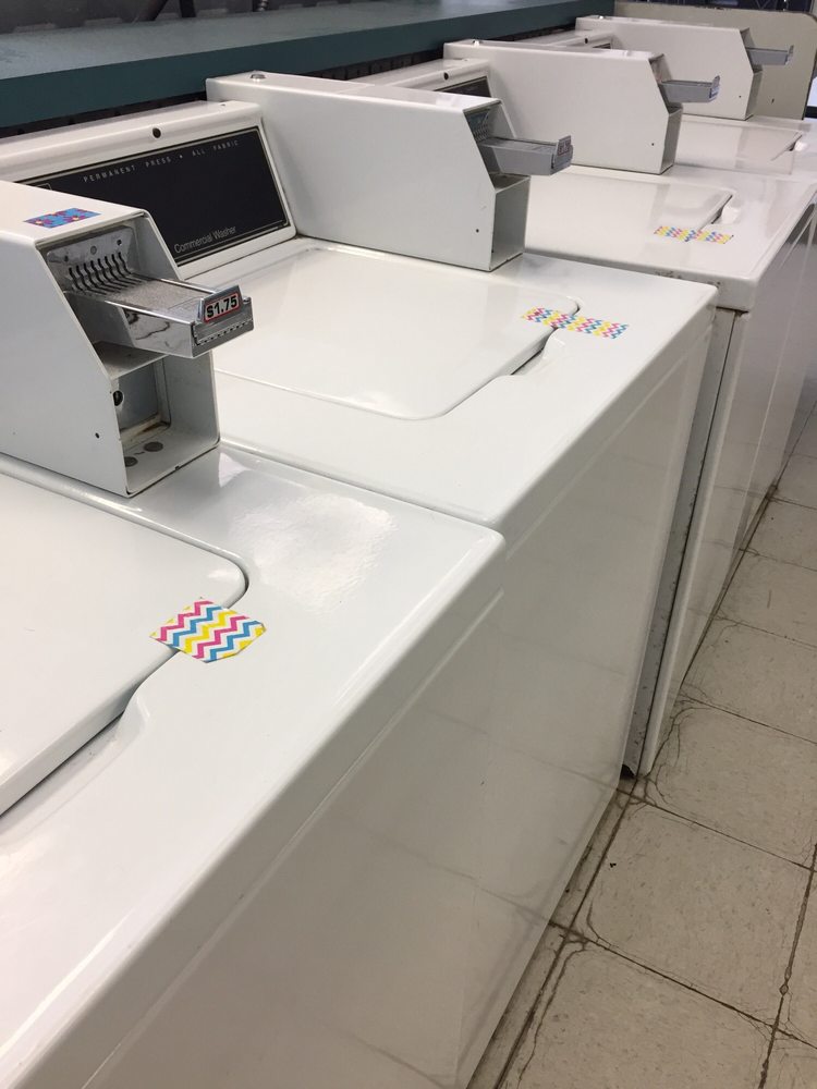 LIGHTHOUSE LAUNDRY - Updated March 2026 - 17 Reviews - 4157 NW Hwy 101 ...