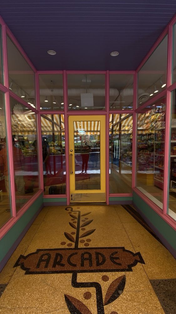 FREAK LUNCHBOX - Updated January 2026 - 51 Photos & 74 Reviews - 1729 ...