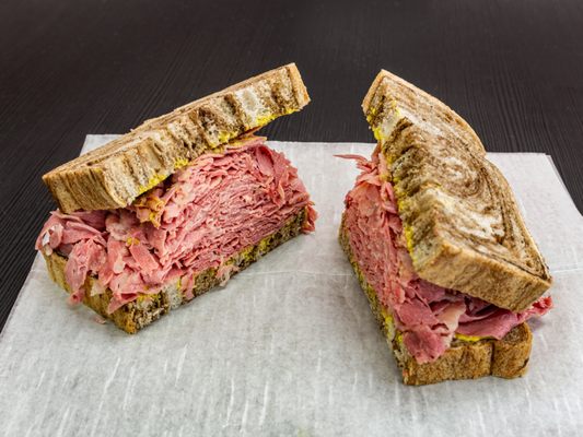 D.A.’S CORNED BEEF STAND - Updated October 2025 - 72 Reviews & 61 ...