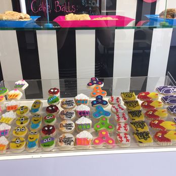 J RAES - Updated December 2025 - 23 Photos & 42 Reviews - 2357 N Maize ...