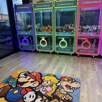 GACHA CLAW - Updated October 2024 - 122 Photos & 58 Reviews - 5625 S ...