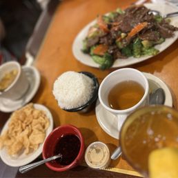 DING HOW CHINESE RESTAURANT - Updated October 2025 - 406 Photos & 394 ...