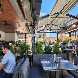 EARLS KITCHEN + BAR - Updated January 2026 - 1829 Photos & 1737 Reviews ...