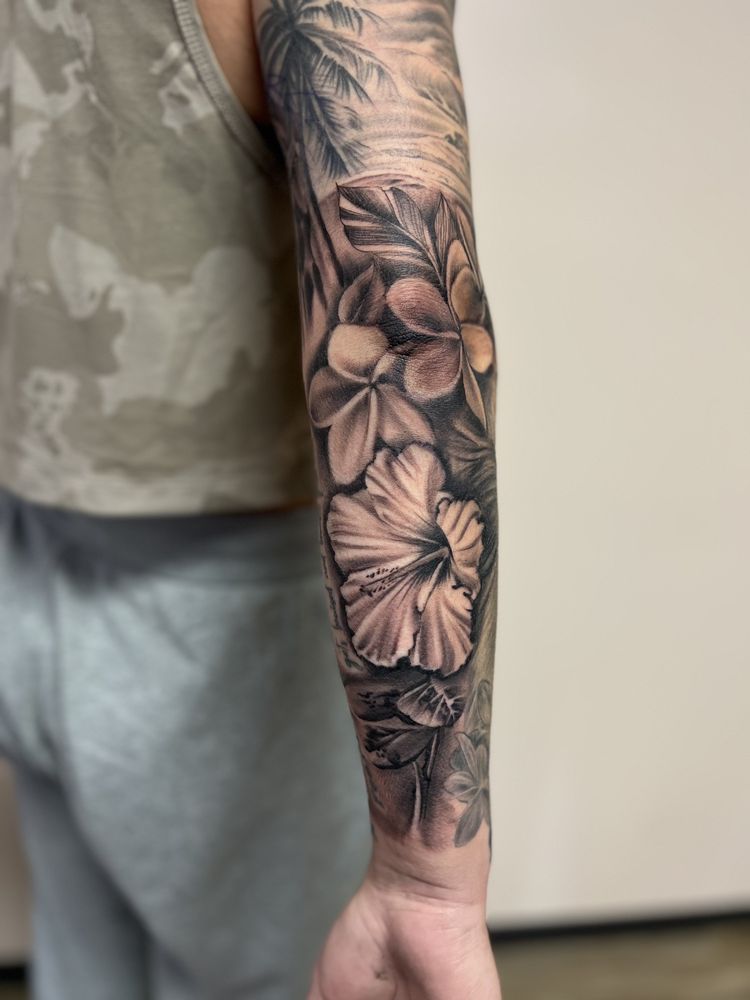 HUAKAI’I INK - Updated April 2024 - 81 Photos - 94-216 Farrington Hwy ...