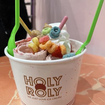 HOLY ROLY ICE CREAM - Updated March 2025 - 730 Photos & 380 Reviews ...