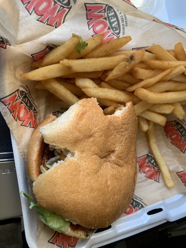 WOW CAFE & WINGERY - Updated July 2025 - 7970 Jefferson Hwy, Baton ...