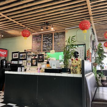 SATOMI - Updated April 2025 - 737 Photos & 402 Reviews - 819 W 11th St ...