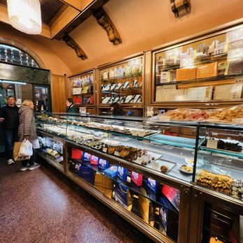 GIOLITTI - Updated June 2025 - 1193 Photos & 1089 Reviews - Via degli ...