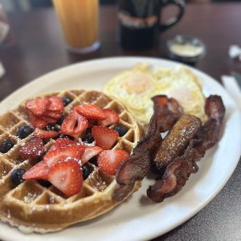 DOWNTOWN CAFE - Updated December 2025 - 133 Photos & 88 Reviews - 785 ...