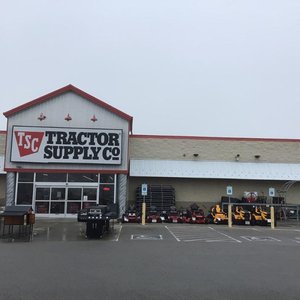 TRACTOR SUPPLY - Updated August 2025 - 8975 E 530th Rd, Claremore ...