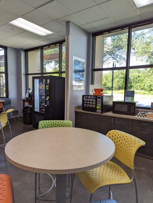 FRIENDSWOOD PUBLIC LIBRARY - Updated December 2025 - 43 Photos & 19 ...