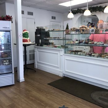 CAKED UP CAFE - Updated October 2025 - 284 Photos & 213 Reviews - 40 S ...