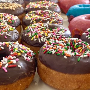 TASTEE’S DONUT - Updated February 2025 - 33 Photos & 93 Reviews - 1449 ...