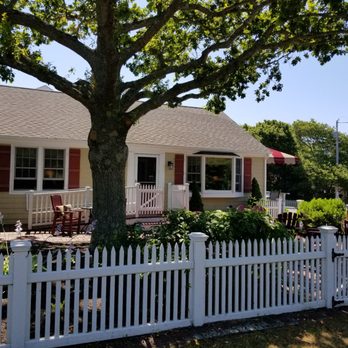 FOXBERRY INN - Updated May 2025 - 78 Photos & 35 Reviews - 29 Bradford ...